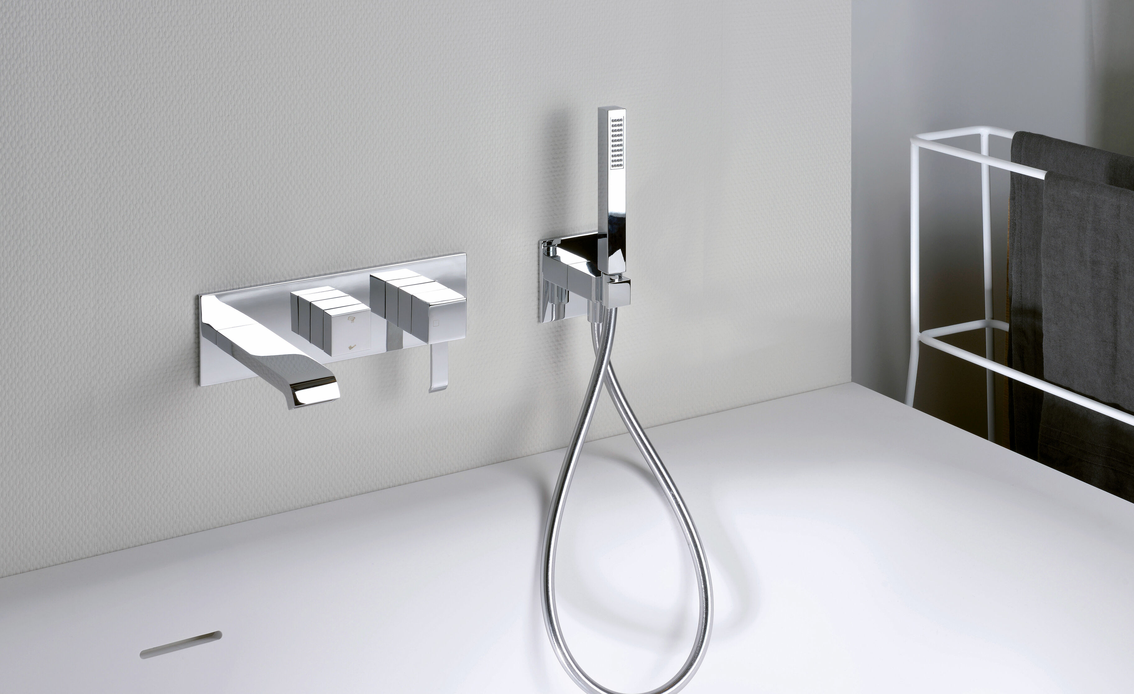 Armaturen für die Badewanne - Inhaus Handels GmbH